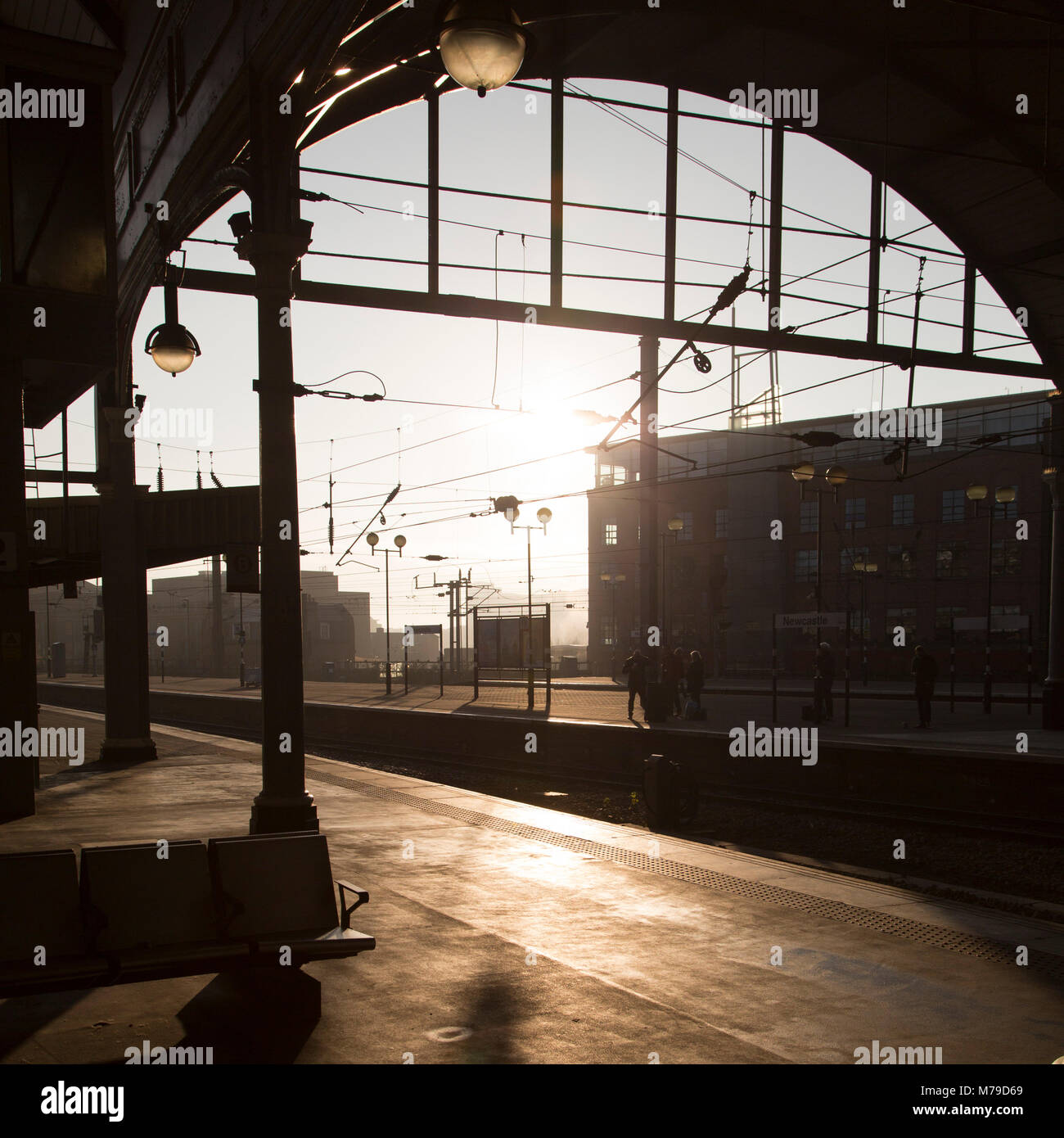 Newcastle station platform hi-res stock photography and images - Alamy