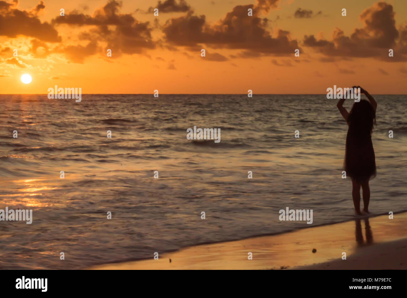 Making love beach hi-res stock photography and images - Alamy