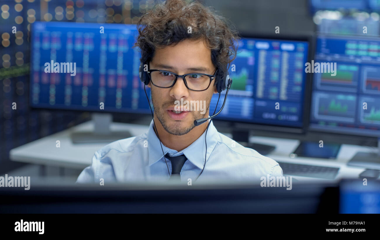 Sales firm hi-res stock photography and images - Alamy