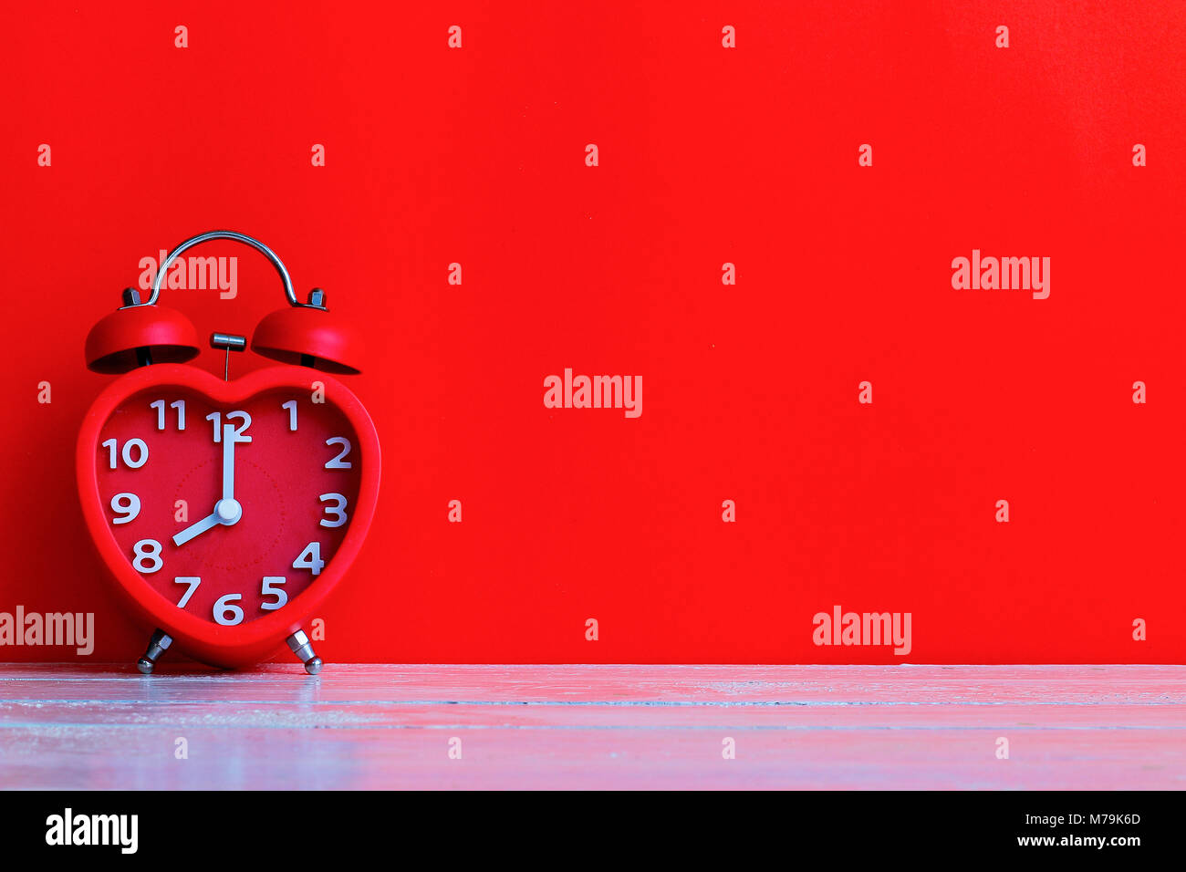 8am clock hi-res stock photography and images - Alamy
