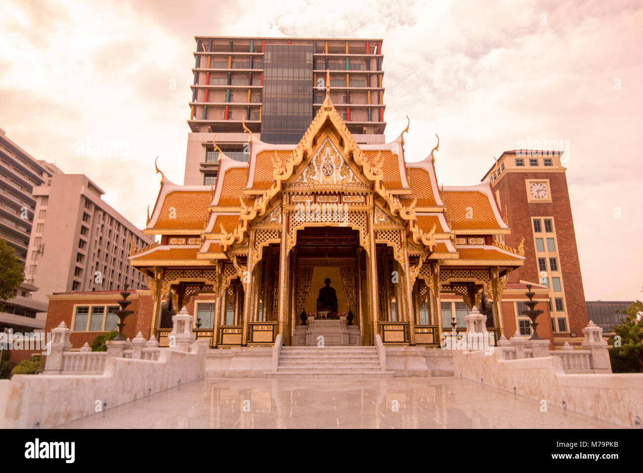 Bangkok siriraj hospital museum hi-res stock photography and images - Alamy