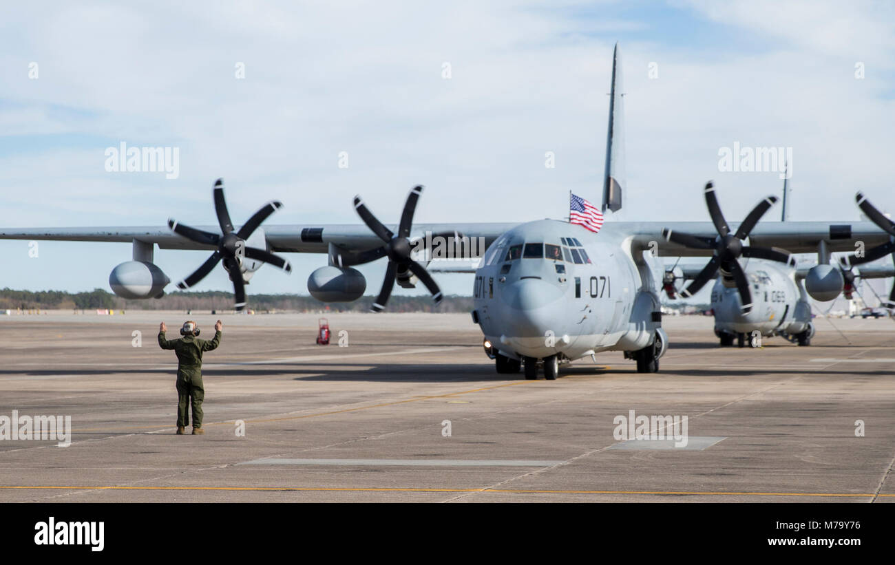 252 marine aerial refueler transport squadron hi-res stock photography ...