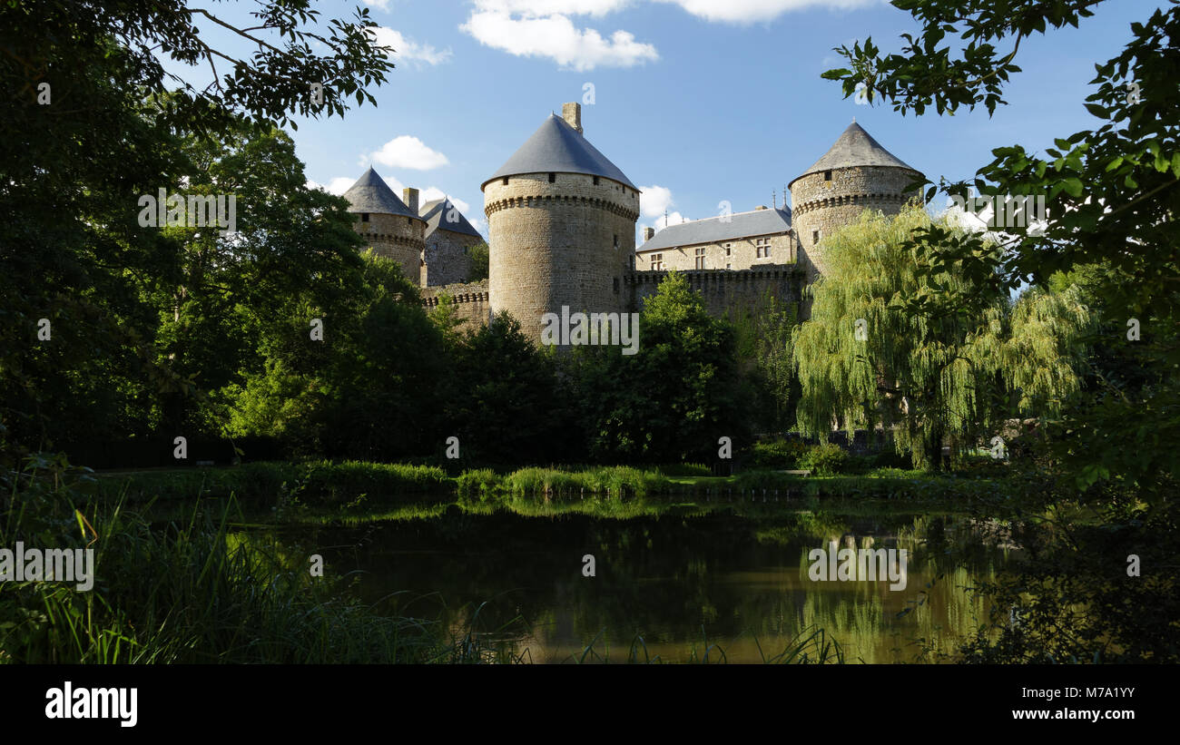 The Castle of Lassay les Châteaux and his pond (15th), located in the ...
