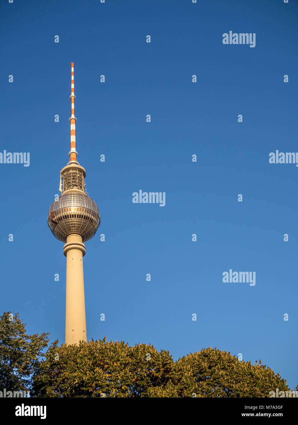 Wide angle overview blue sky hi-res stock photography and images - Alamy