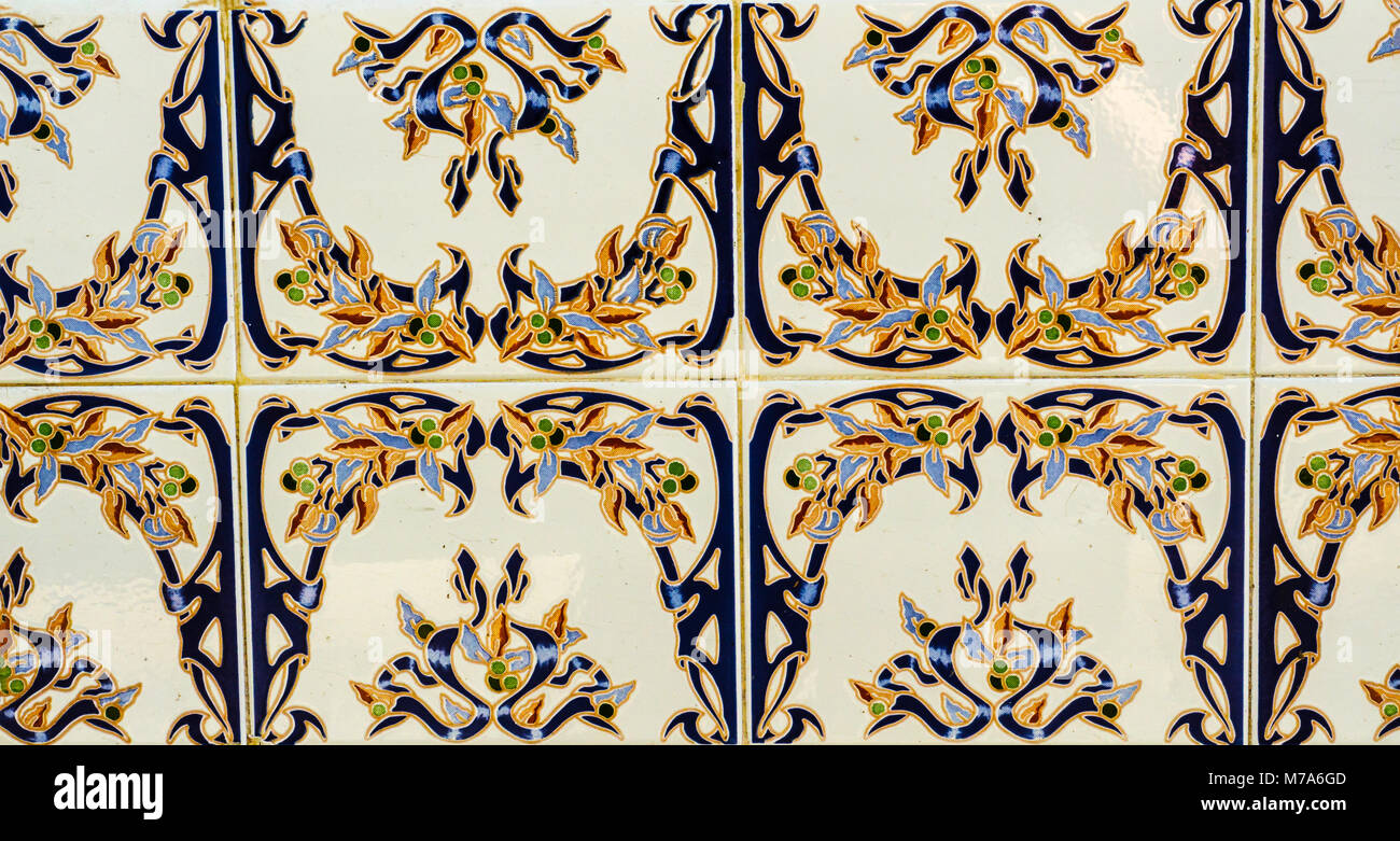 Traditional ornamental Spanish decorative tiles, original ceramic tiles ...