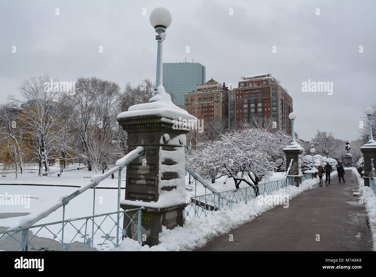 The Boston Public Garden covered in snow after a Nor'Easter winter ...