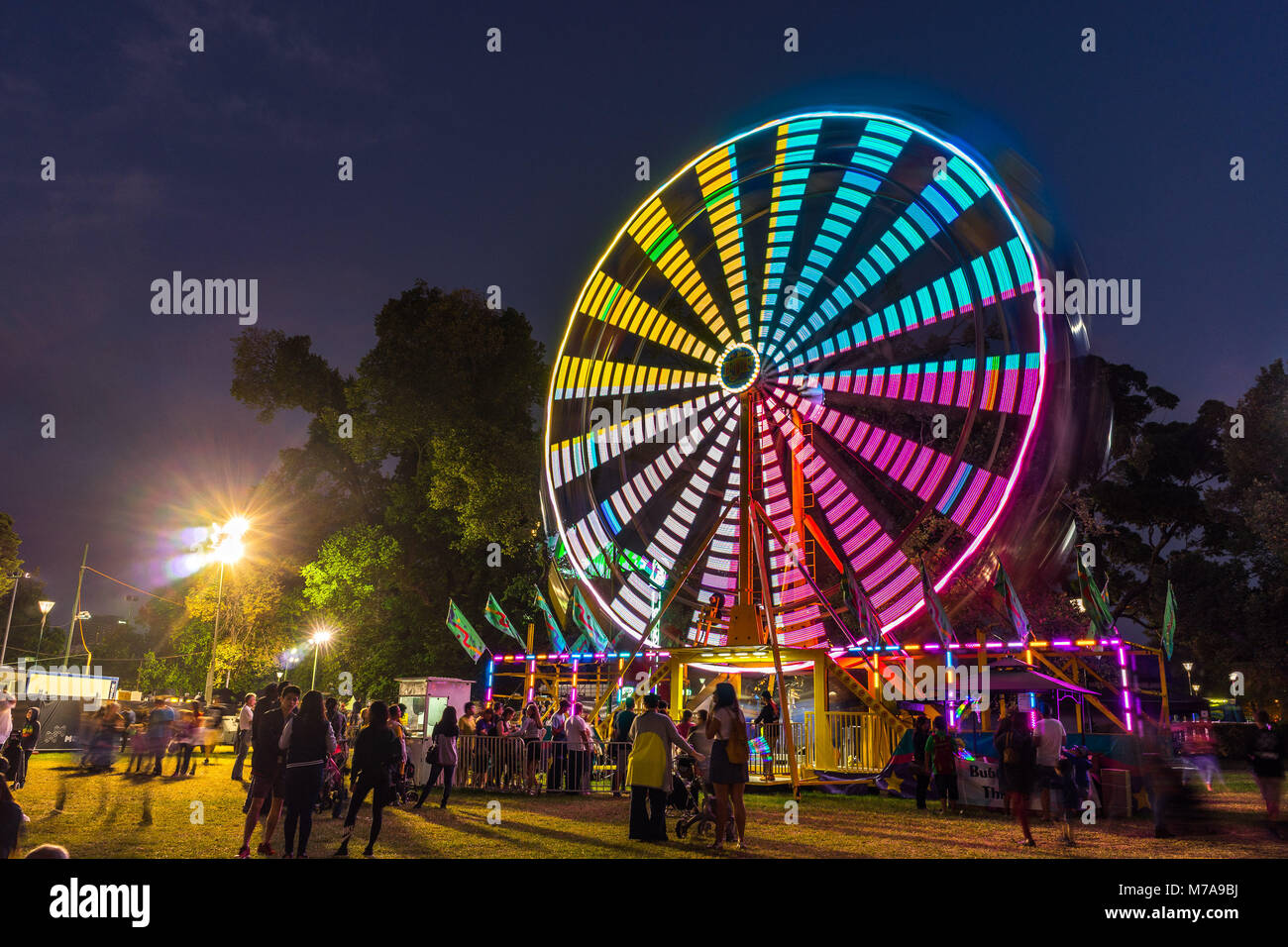Amusement rides at the annual Moomba festival in Melbourne, Australia ...