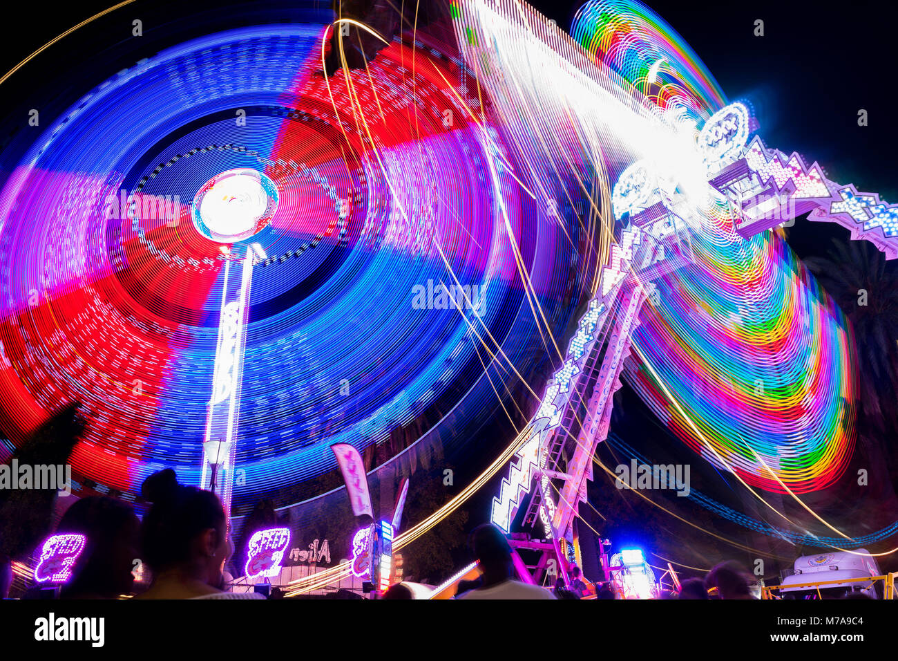 Amusement rides at the annual Moomba festival in Melbourne, Australia ...