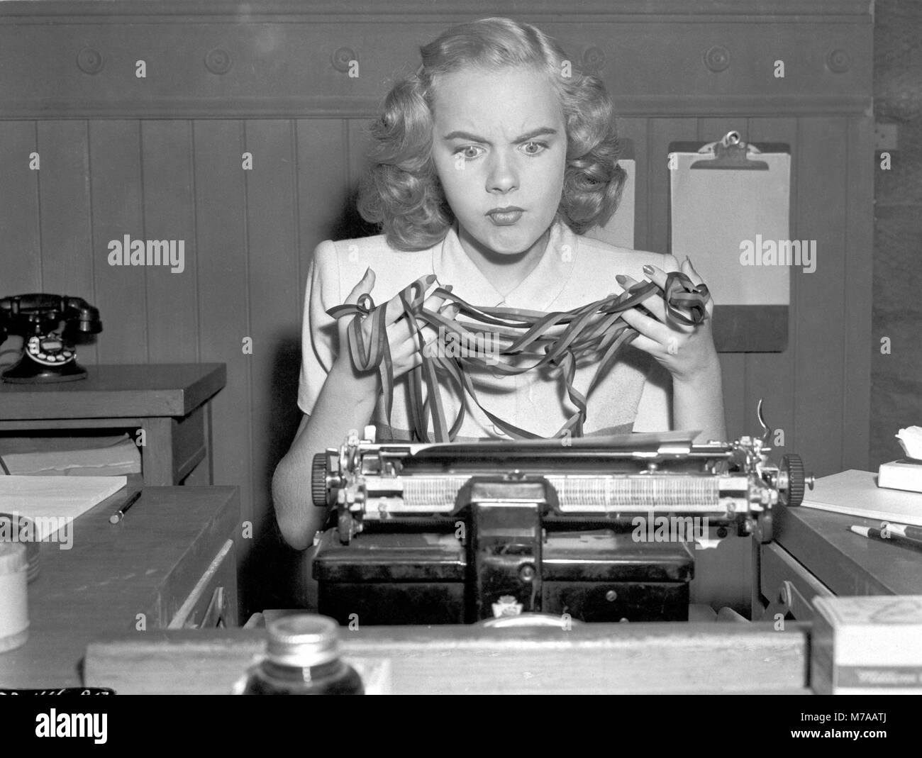 Secretary Typewriter High Resolution Stock Photography and Images - Alamy