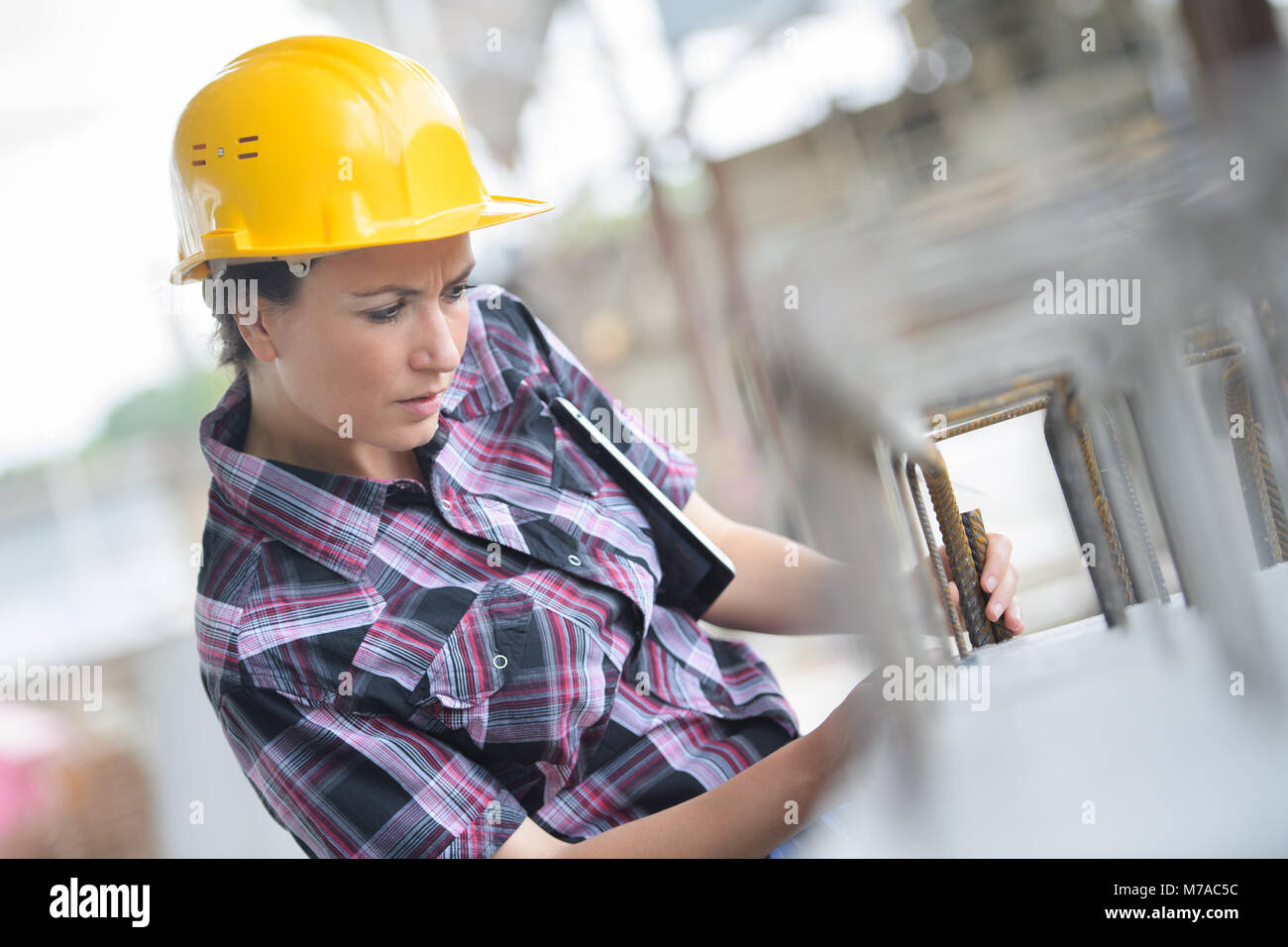 female construction engineer Stock Photo - Alamy
