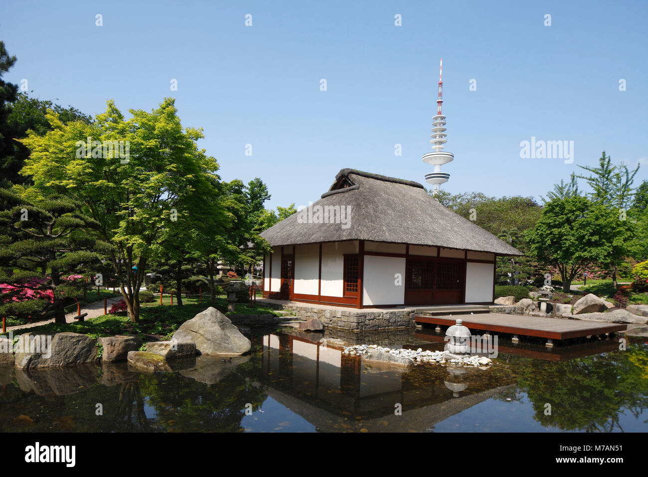 Germany, Hamburg, Japanese garden, teahouse, and pond Stock Photo - Alamy