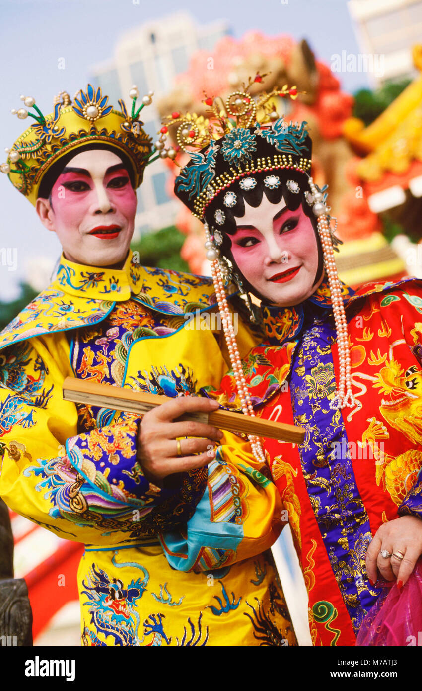Portrait two male chinese opera hi-res stock photography and images - Alamy