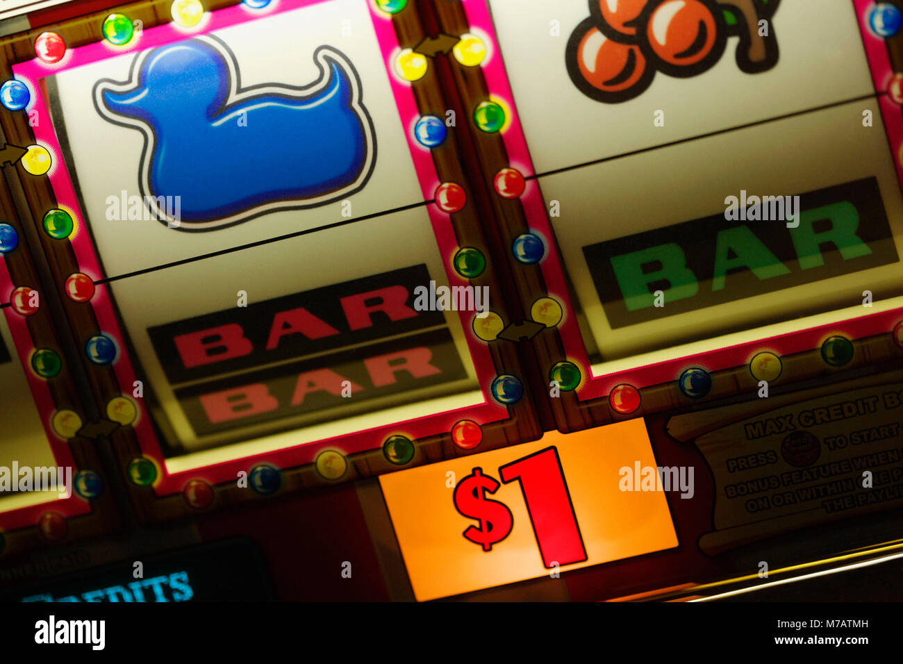 Las vegas slot machine close up hi-res stock photography and images - Alamy