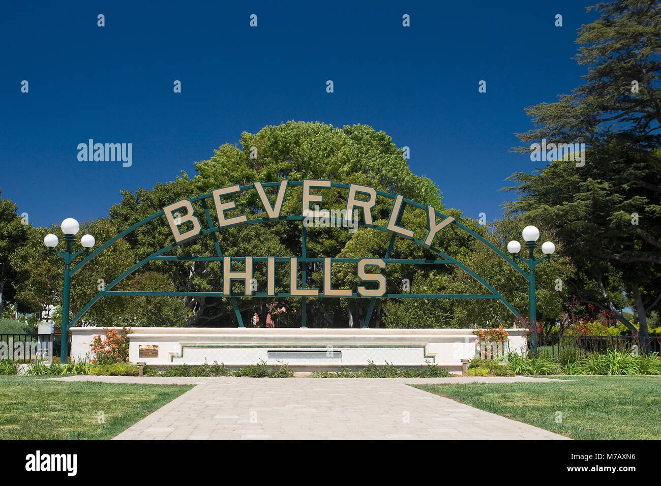 Beverly hills sign in los angeles county hi-res stock photography and ...