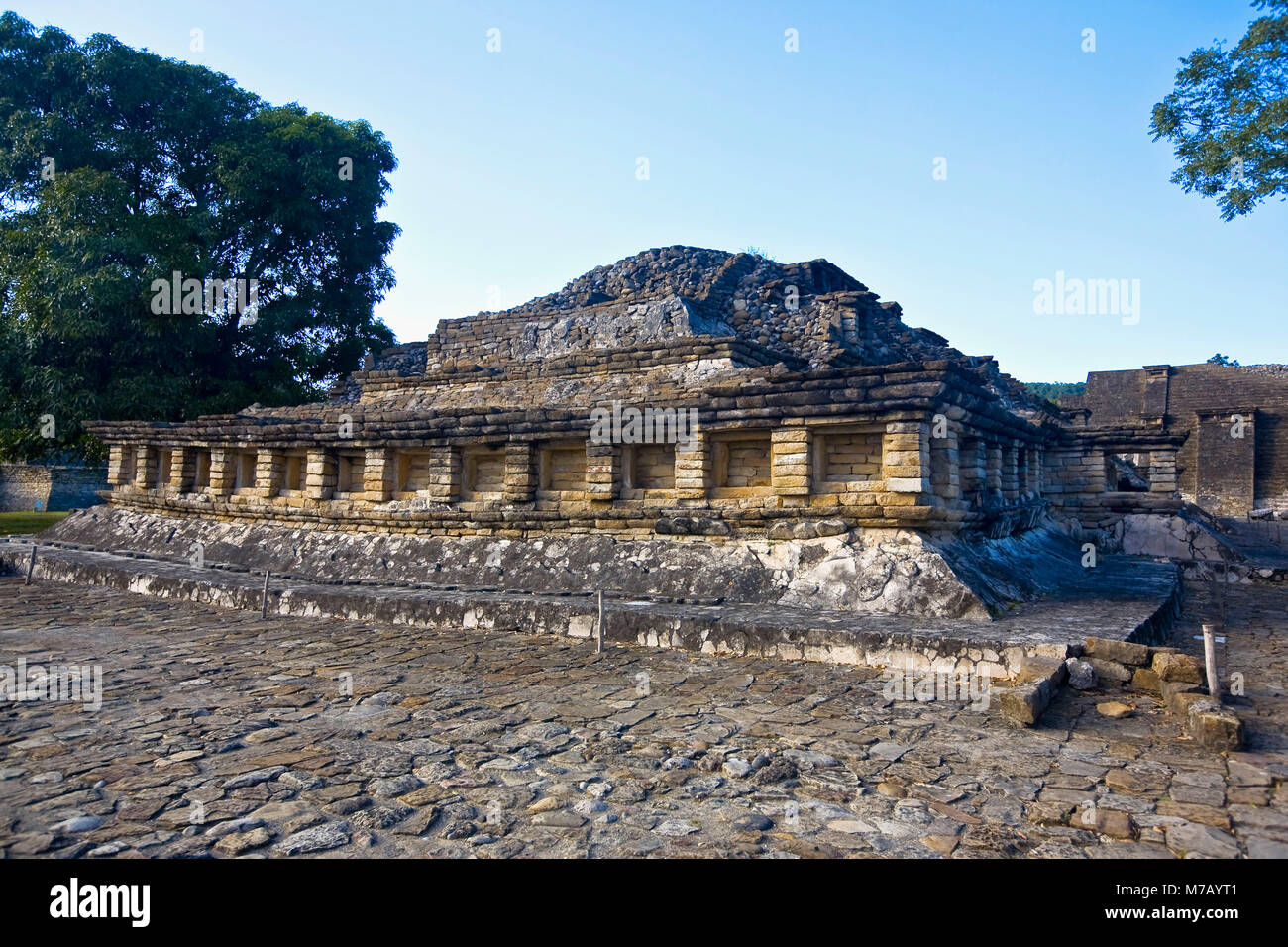 Old ruins of a building, El Tajin, Veracruz, Mexico Stock Photo - Alamy