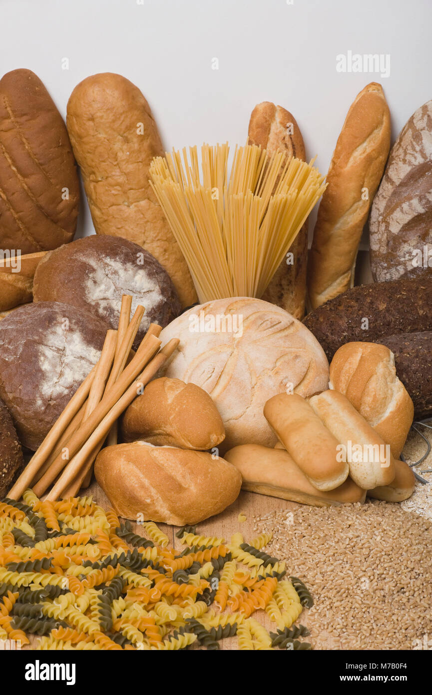 Close-up of pasta and breads Stock Photo - Alamy