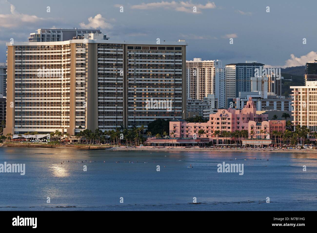 Sheraton waikiki hotel hi-res stock photography and images - Alamy