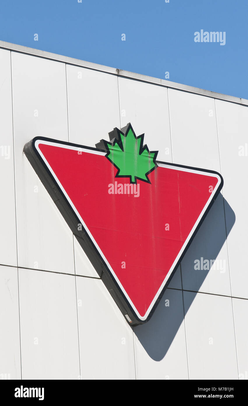 Canadian tire sign hi-res stock photography and images - Alamy