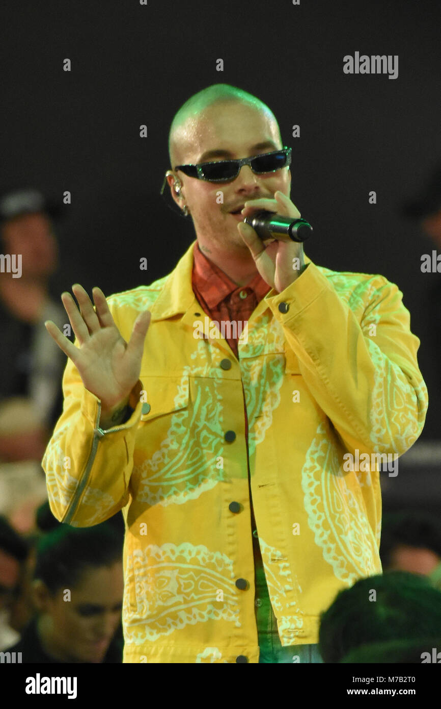 J Balvin 2018 High Resolution Stock Photography and Images - Alamy