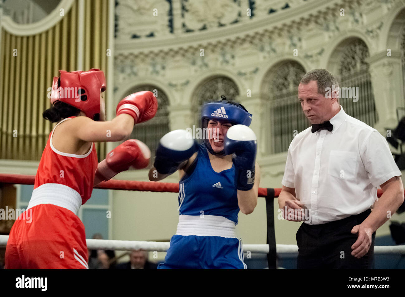 Oxford university women v cambridge university women hi-res stock ...