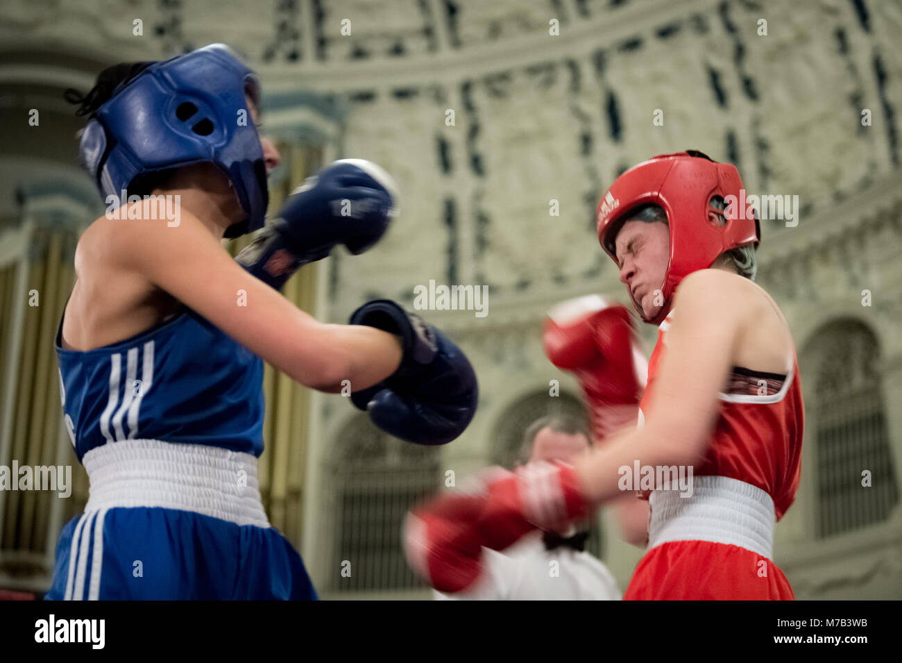 Oxford, UK. 9th March, 2018. Sasha Skovron (Blue, Oxford) v Madeline ...