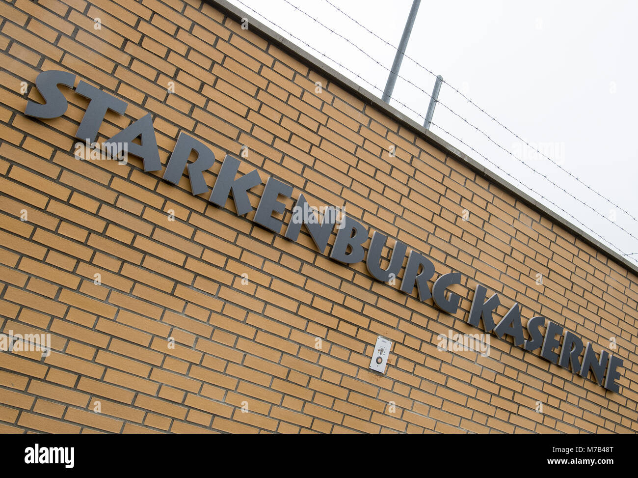 Army barracks plans hi-res stock photography and images - Alamy