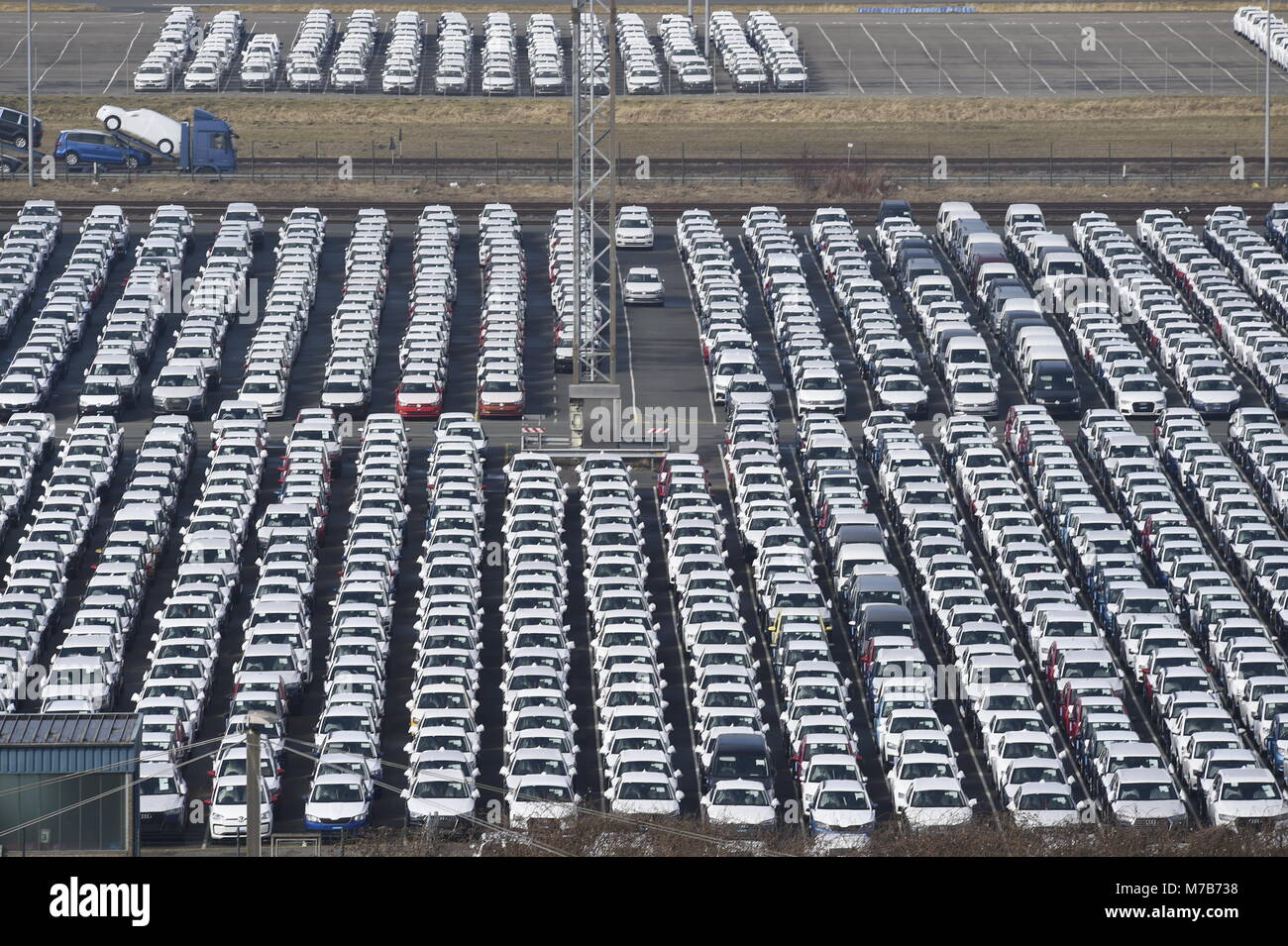Harbour of Emden, Germany. 9th Mar, 2018. Volkswagen export cars are ...