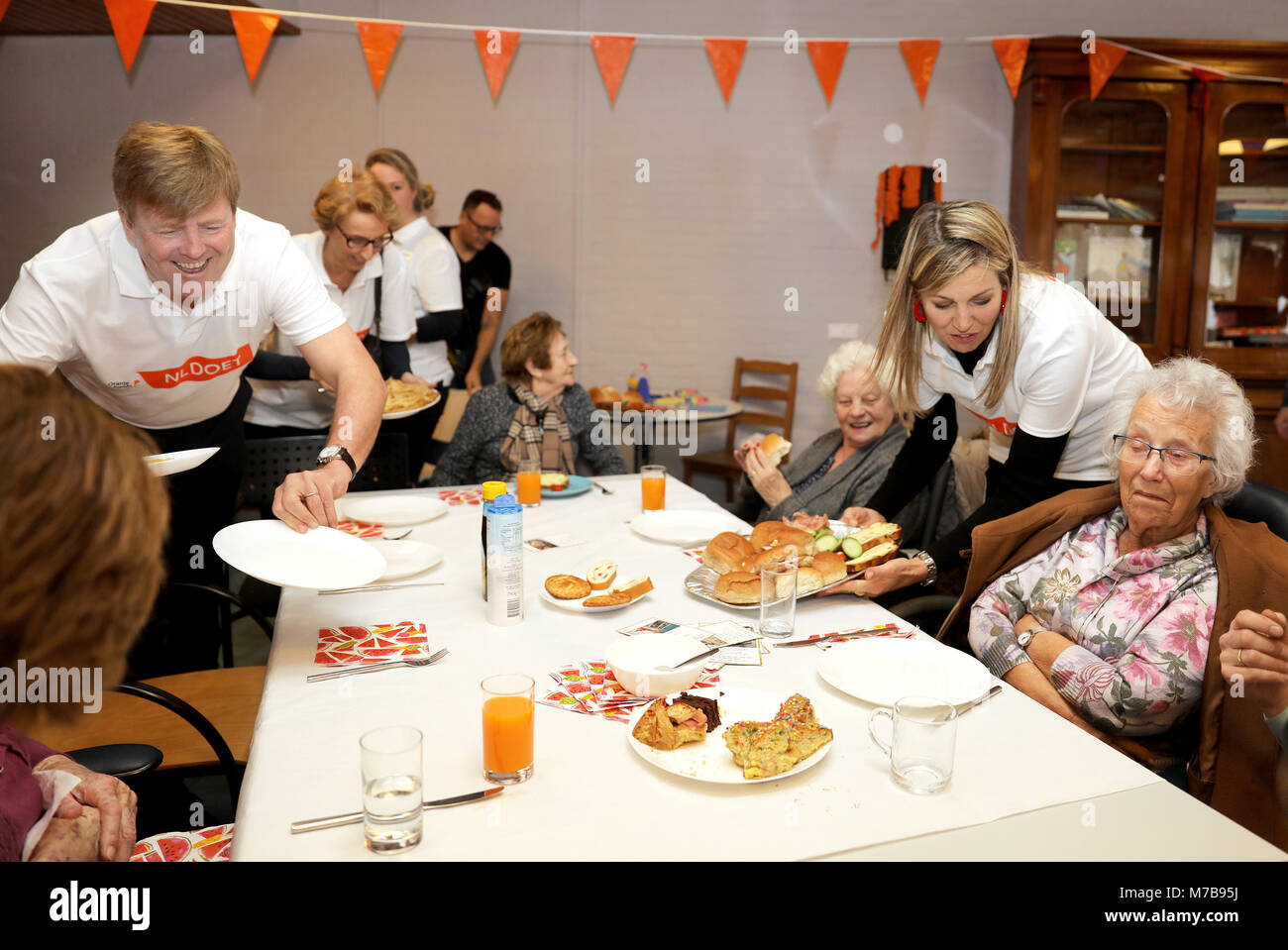 Pijnacker, Netherlands. 10th Mar, 2018. King Willem-Alexander and Queen ...