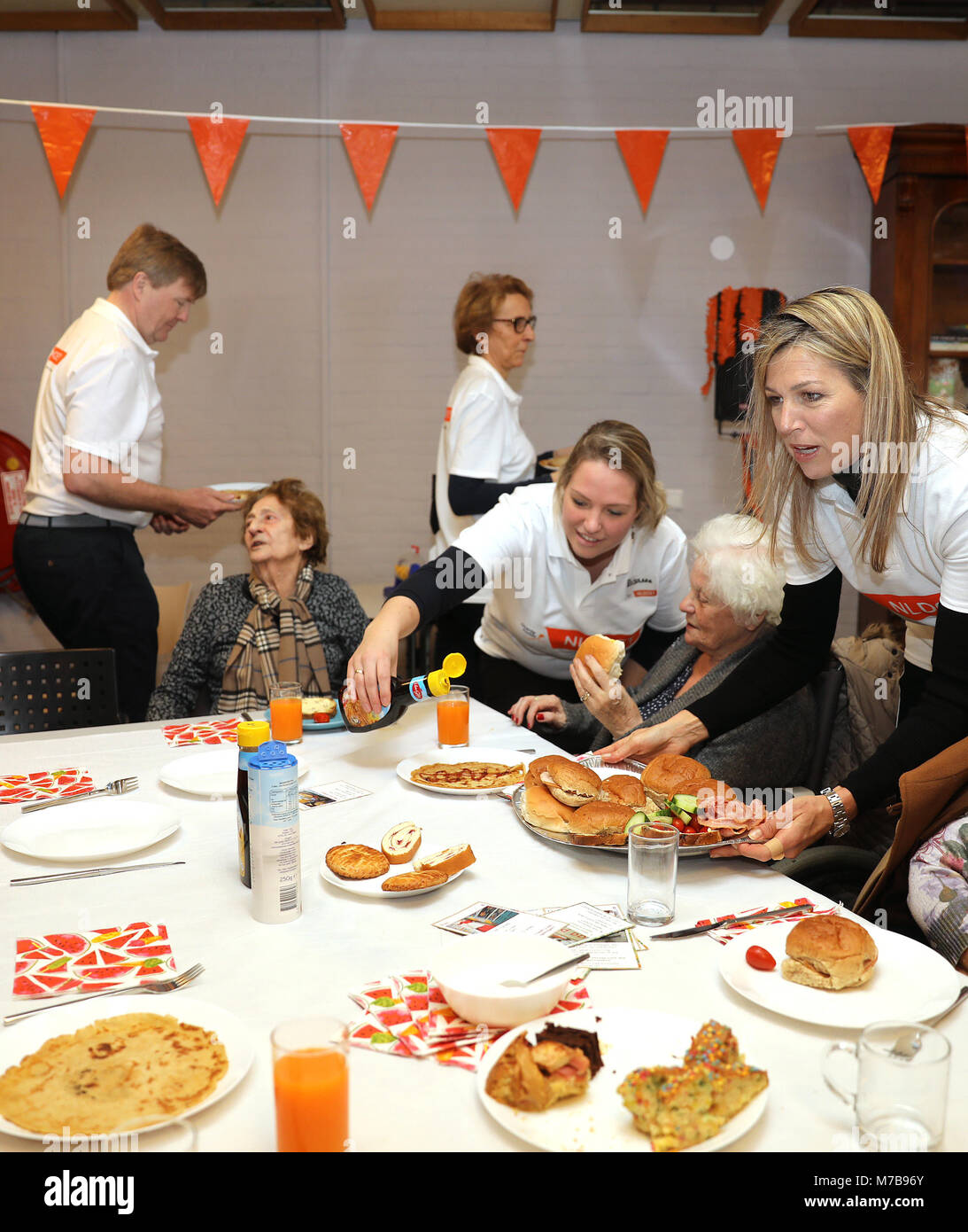 Pijnacker, Netherlands. 10th Mar, 2018. King Willem-Alexander and Queen ...