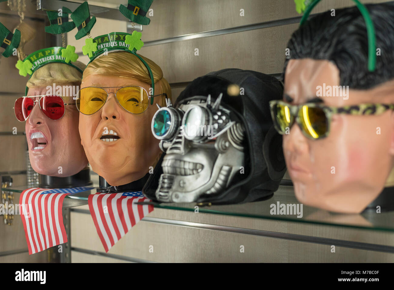Kim jong un masks hi-res stock photography and images - Alamy