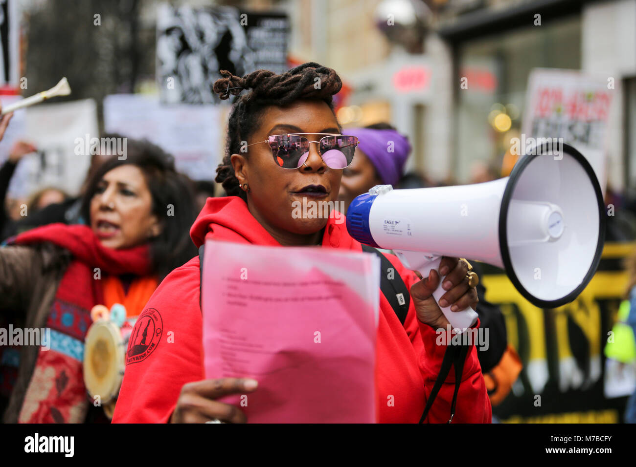 London, UK. 10th March, 2018. Thousands of women and children from ...