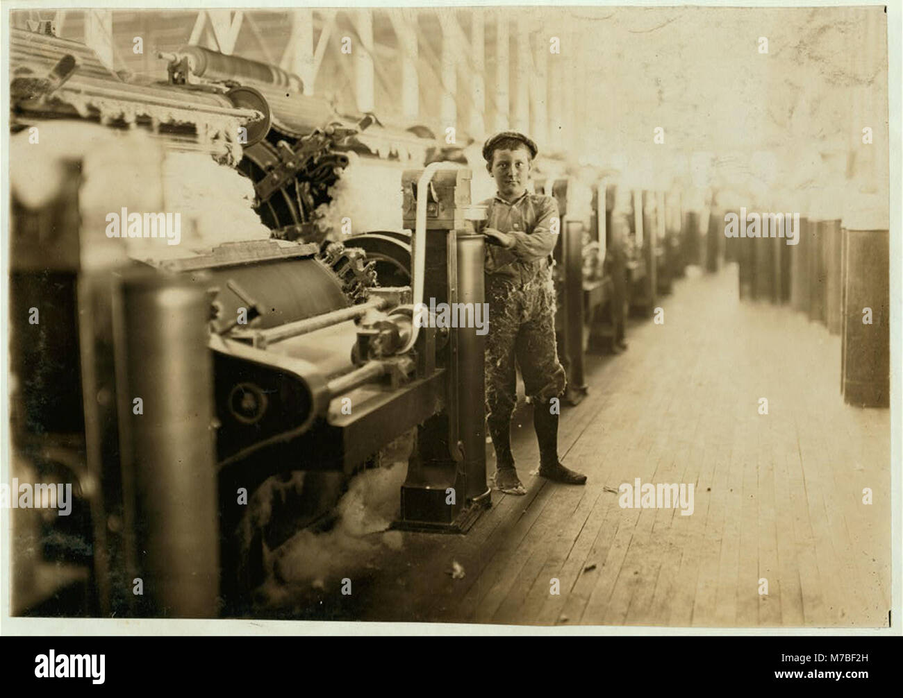 Carding machines hi-res stock photography and images - Alamy