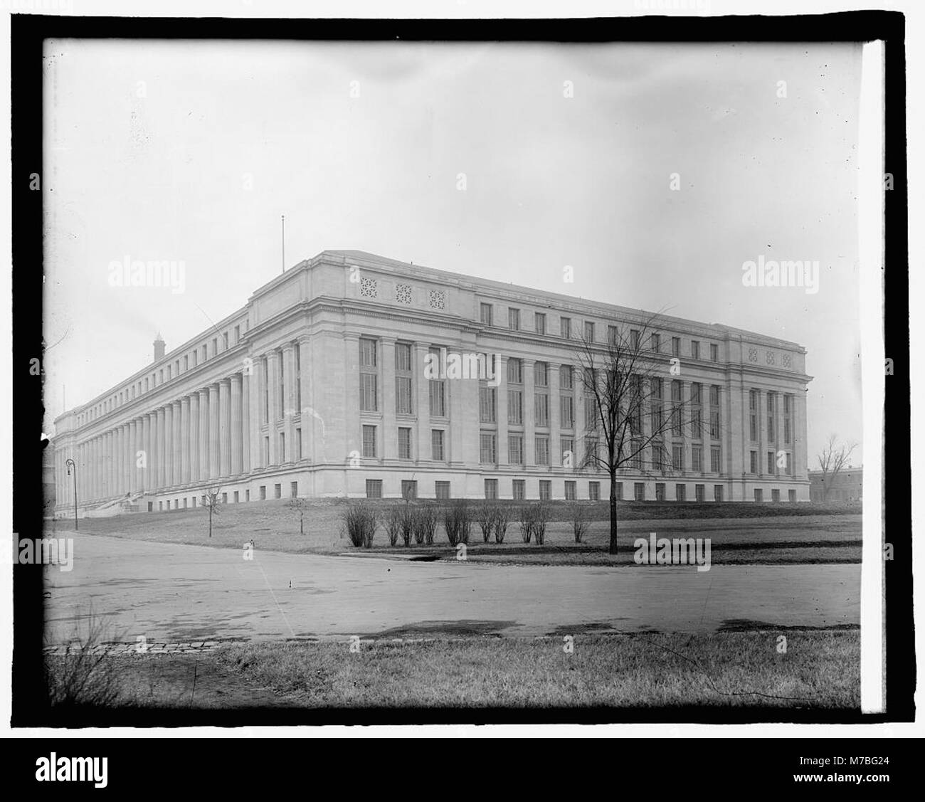 A photograph of the Bureau of Printing and Engraving in Washington, D.C ...