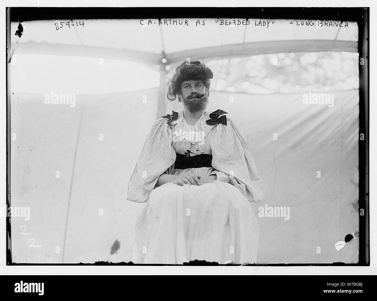 Bearded lady hi-res stock photography and images - Alamy