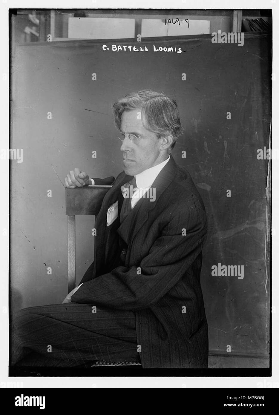 Battell loomis seated hi-res stock photography and images - Alamy