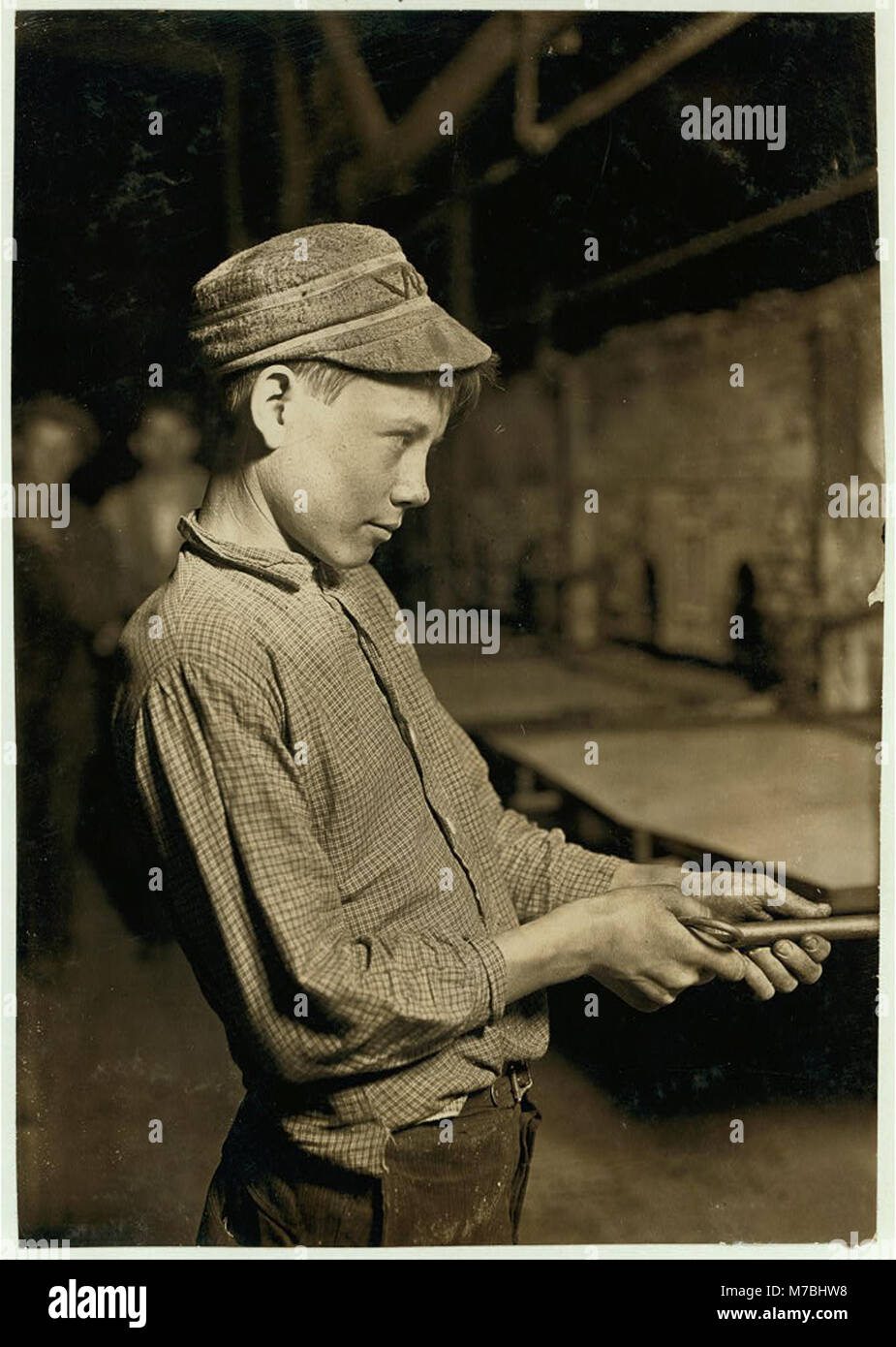 Old factory worker photographs hi-res stock photography and images - Alamy