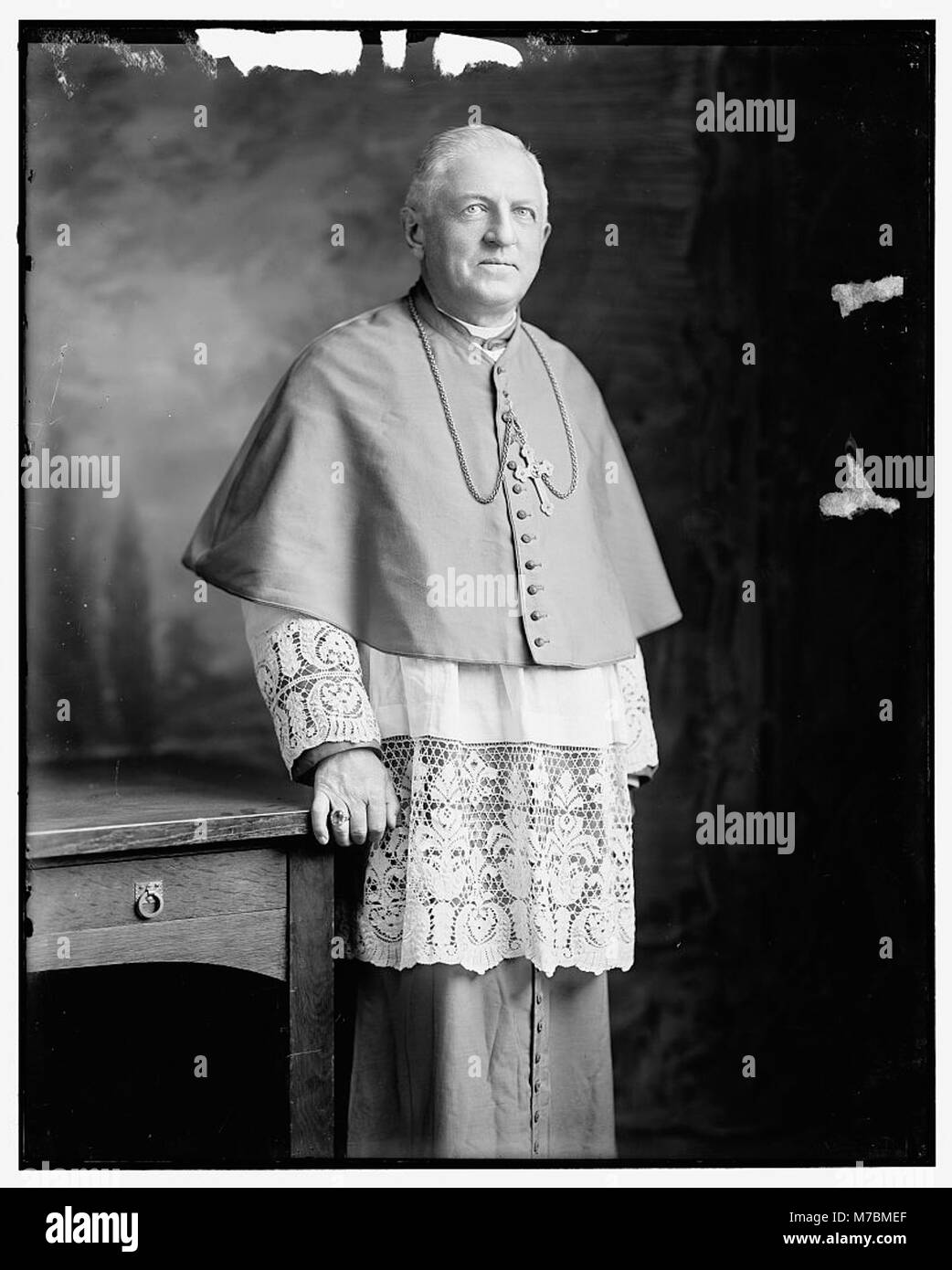 Cleric guide hi-res stock photography and images - Alamy