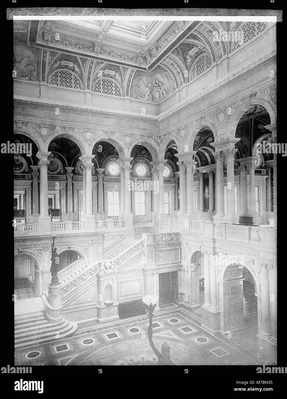 Washington national records center Black and White Stock Photos ...