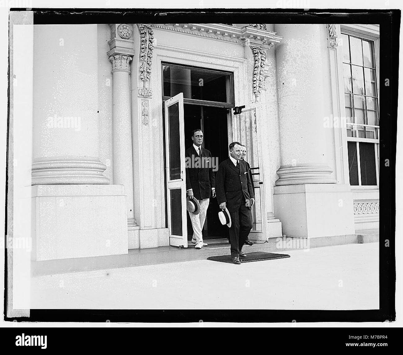 Photograph of Cox, Roosevelt, and Carter Glass at the White House ...