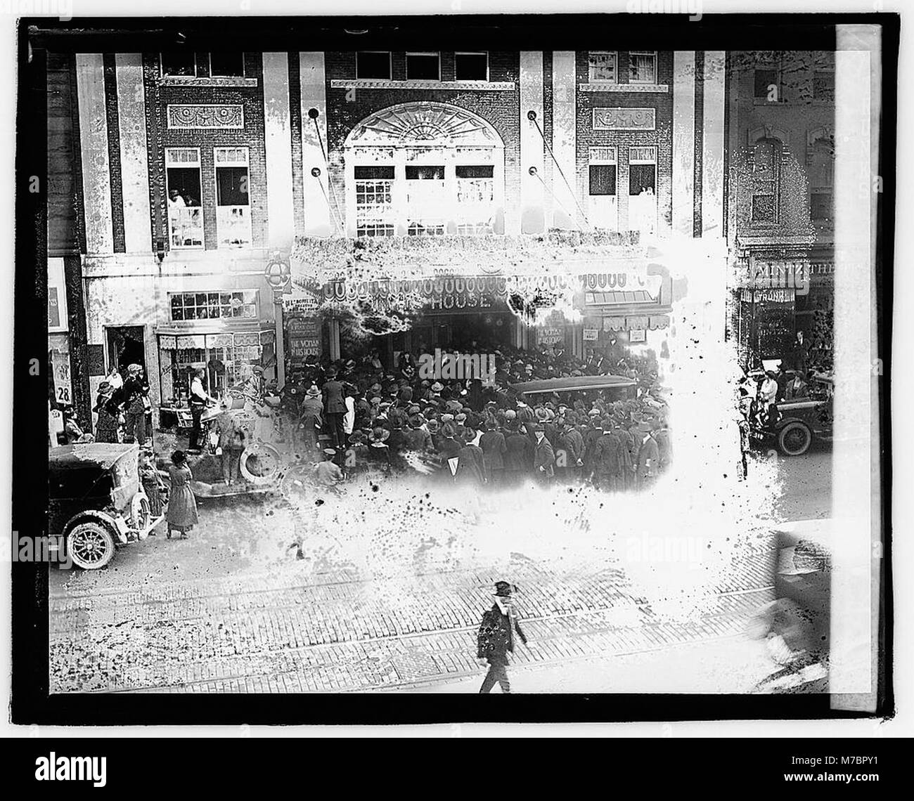 The metropolitan theater Black and White Stock Photos & Images - Alamy
