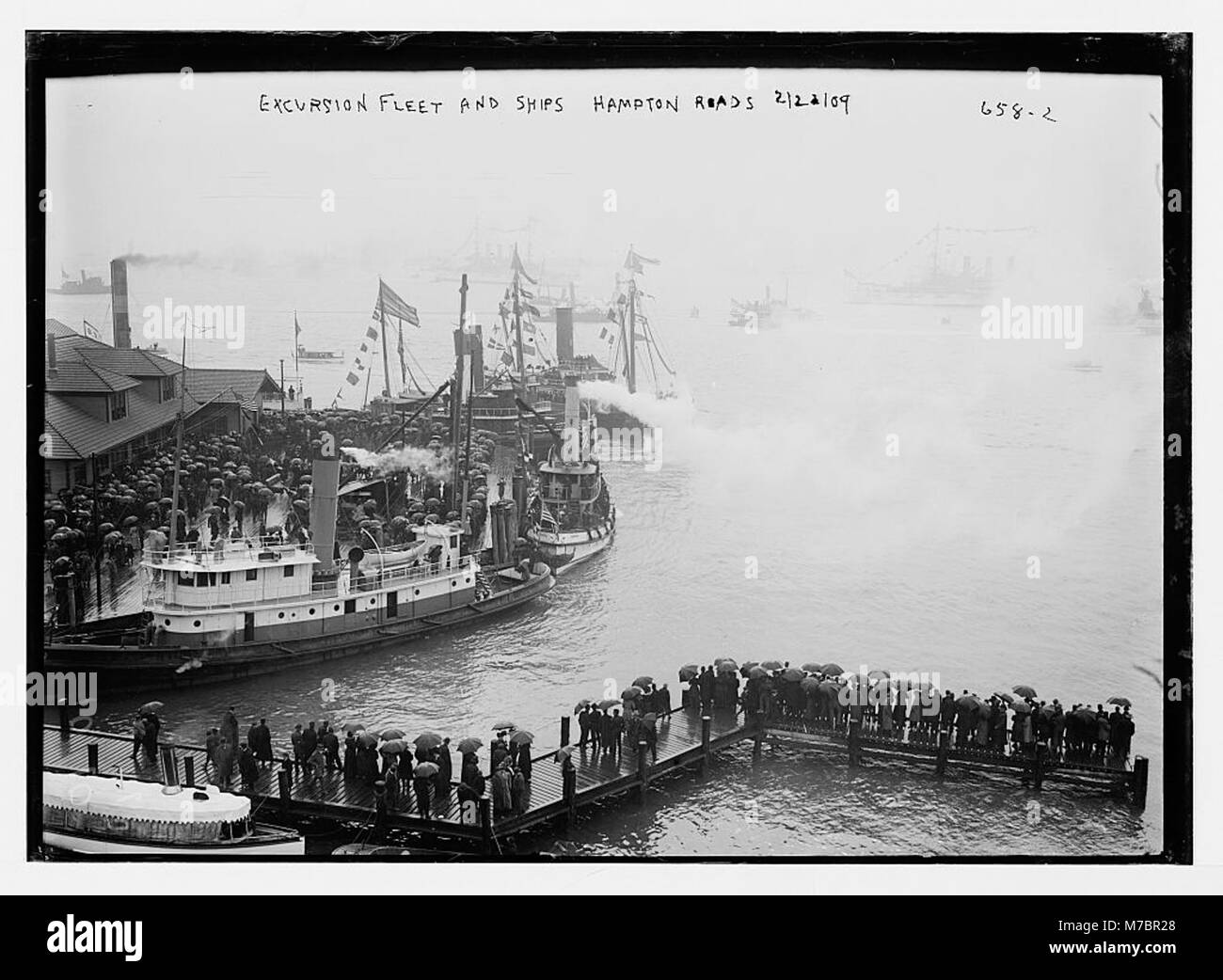 Hampton roads history Black and White Stock Photos & Images - Alamy