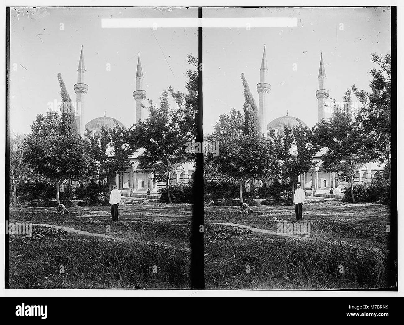 Pilgrims mecca mosque Black and White Stock Photos & Images - Alamy