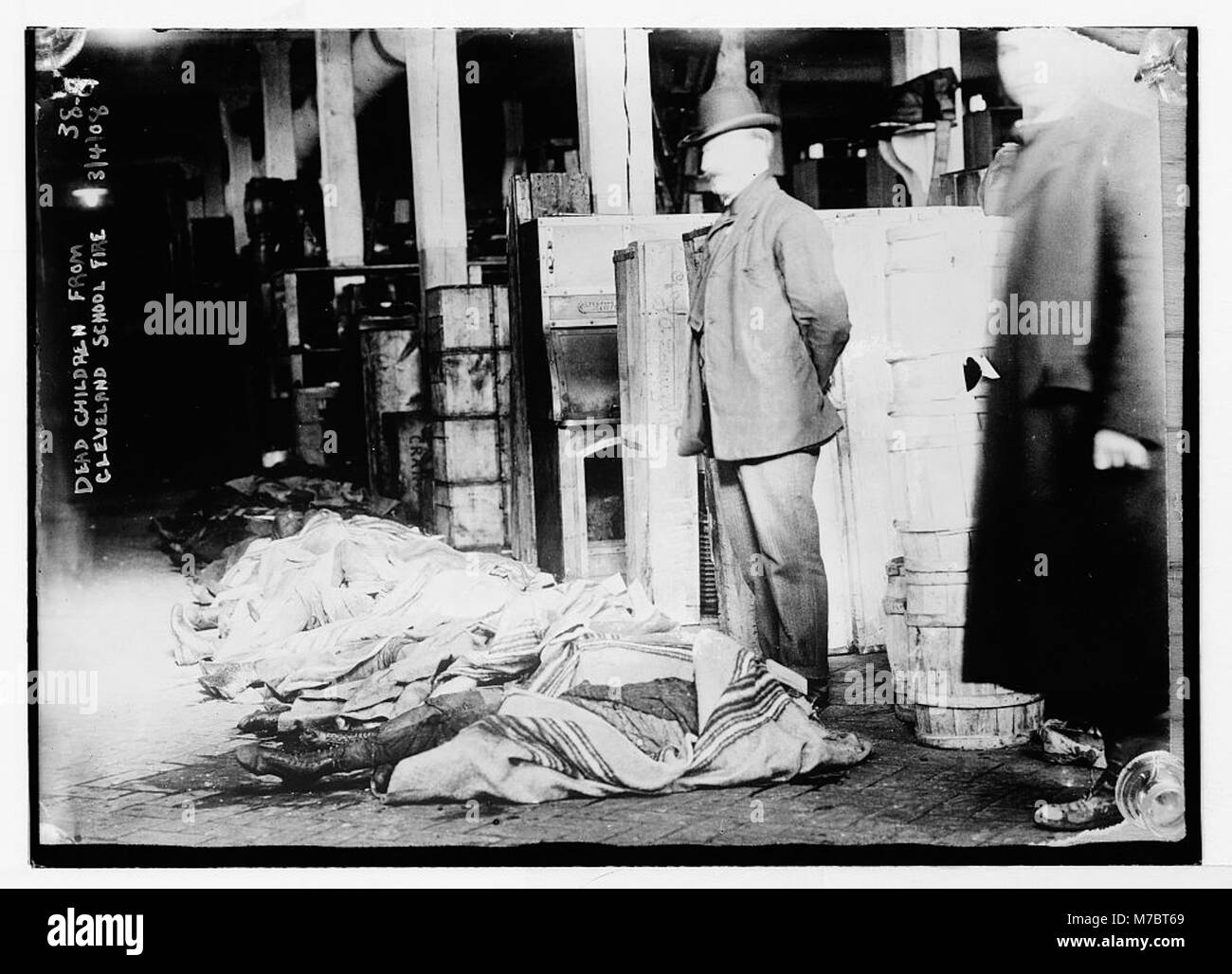 Dead children, from Cleveland School fire LCCN2014680203 Stock Photo ...