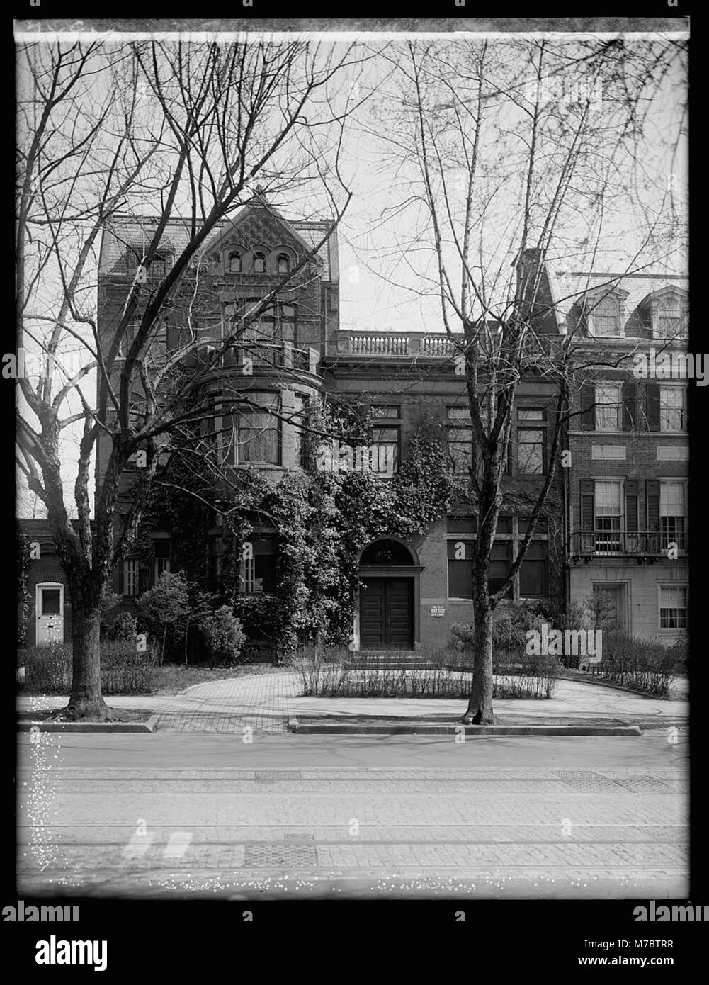 Photograph of 1725 Connecticut Avenue in Washington, D.C., a historic ...