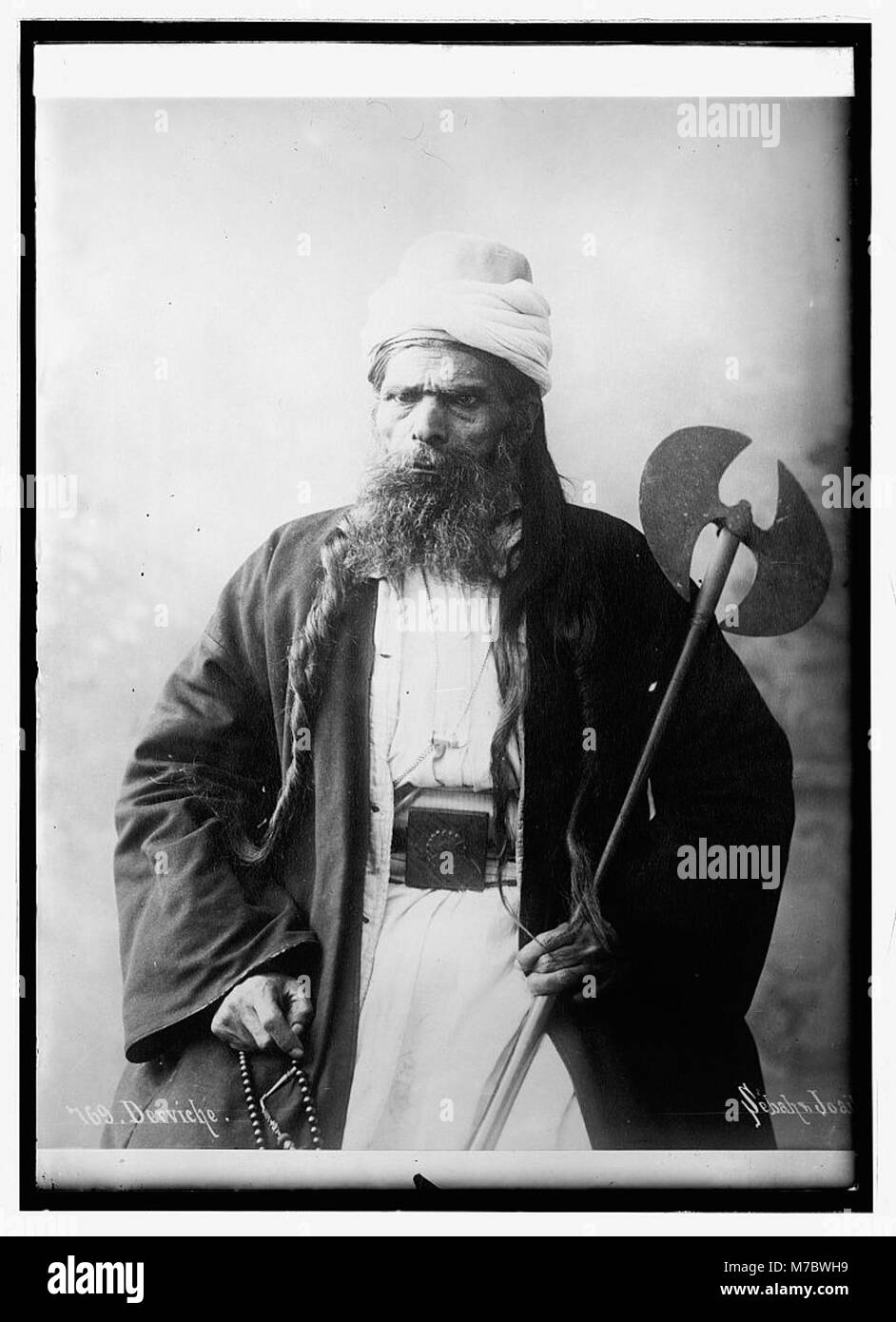 Ancient jewish priest hi-res stock photography and images - Alamy