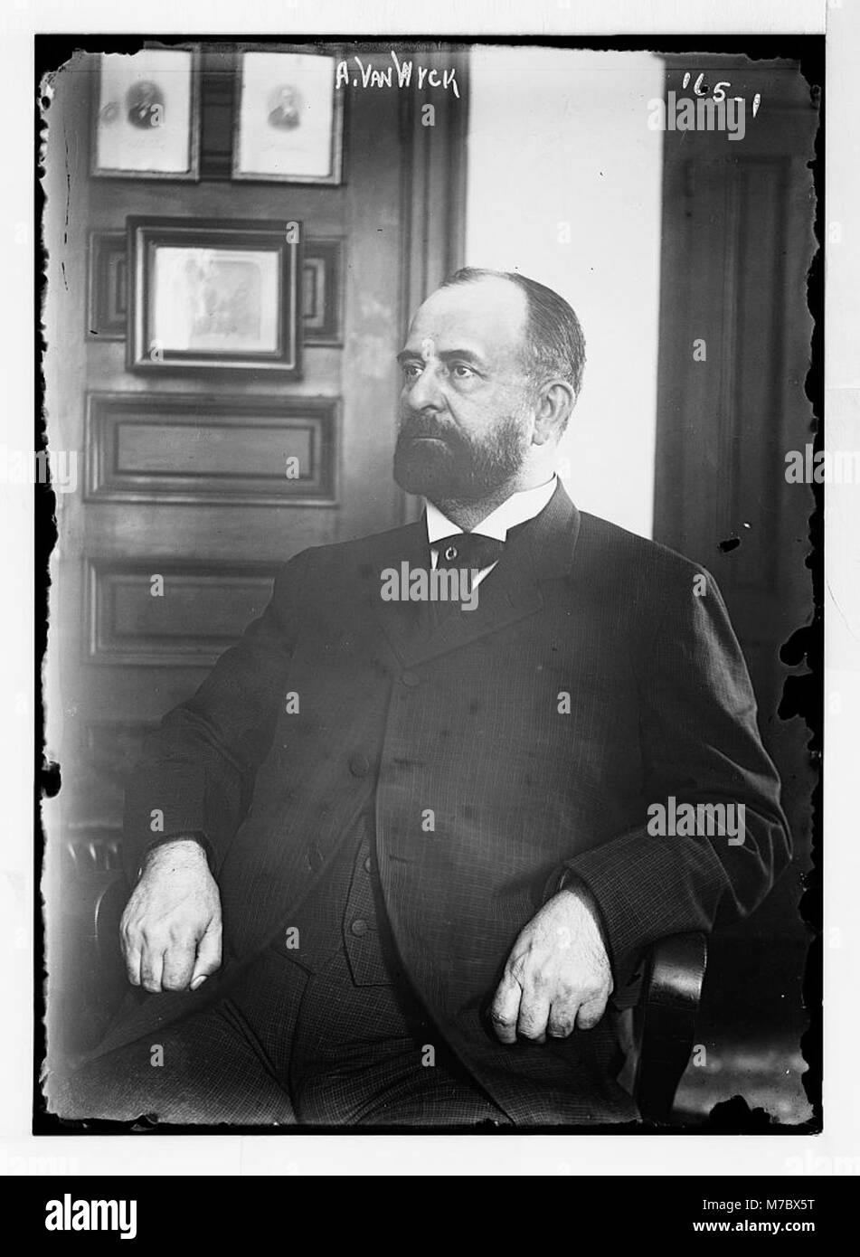 Van wyck hi-res stock photography and images - Alamy