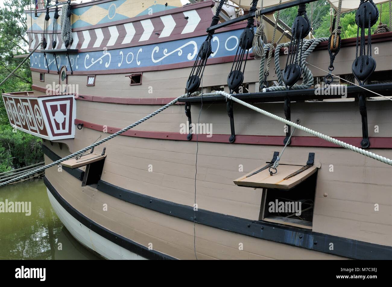 The ship Susan Constant at the Jamestown Settlement harbor, Virginia ...