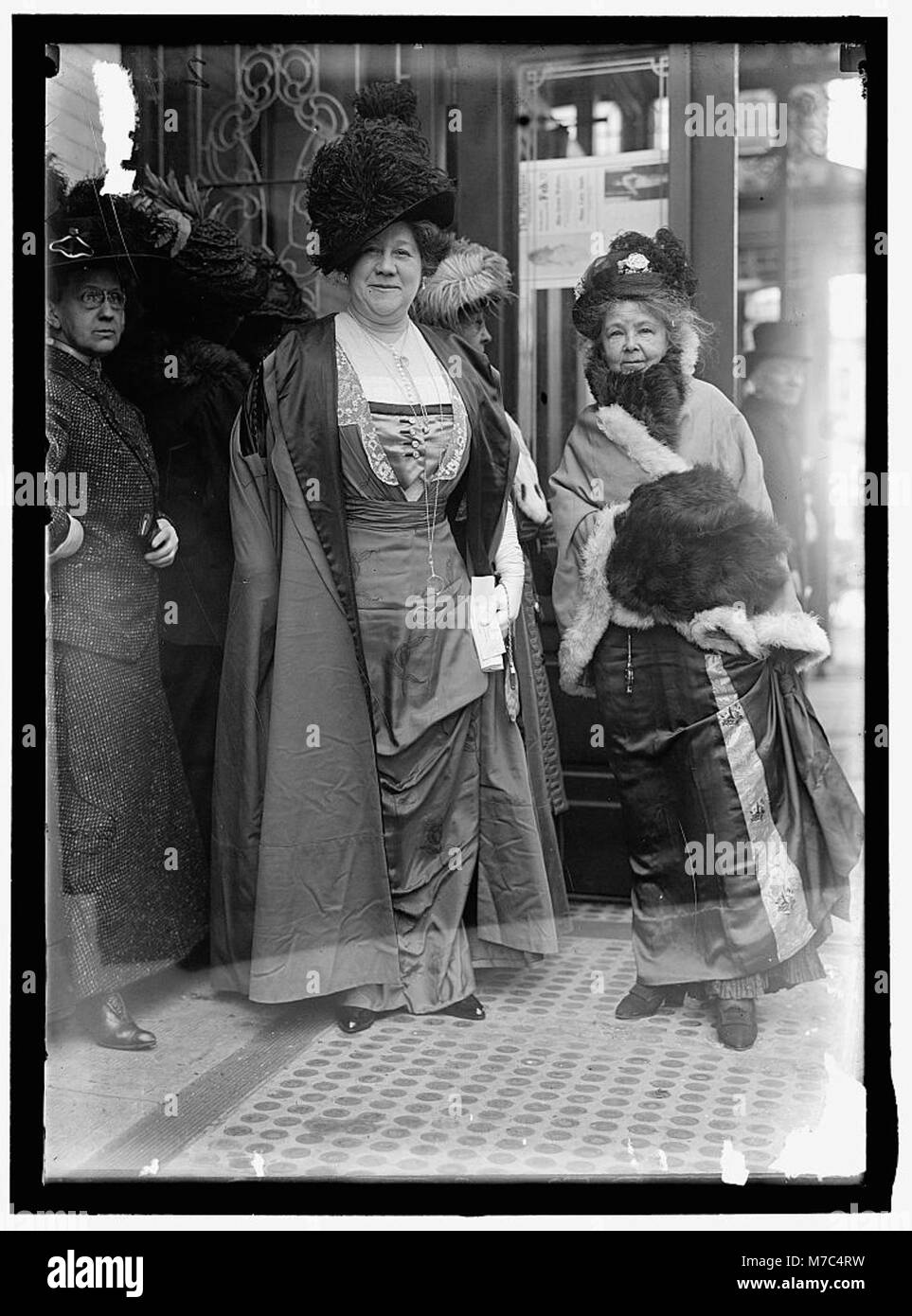 A photograph of Mrs. John Hays Hammond and Miss White, captured during ...