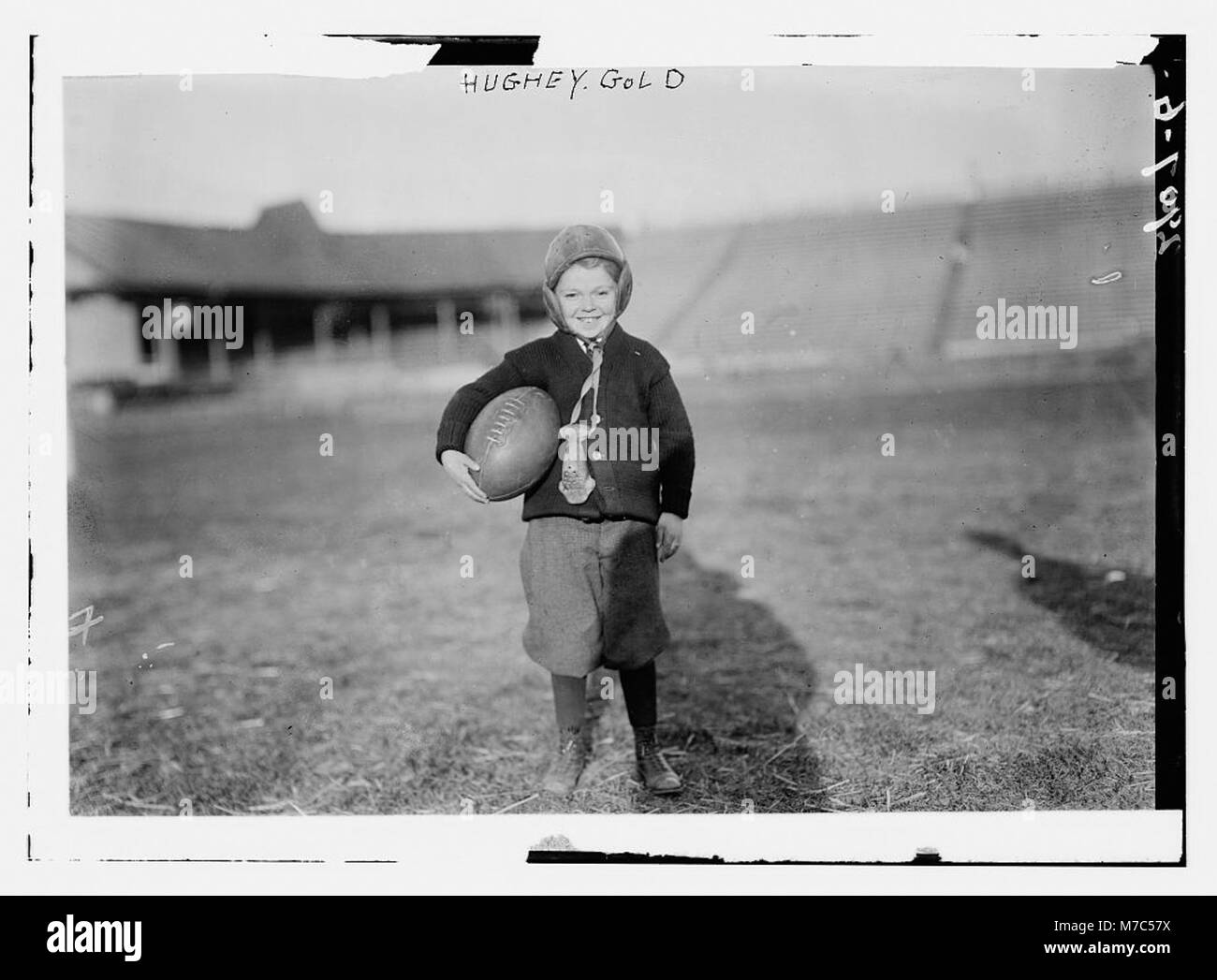 Gold child hi-res stock photography and images - Alamy