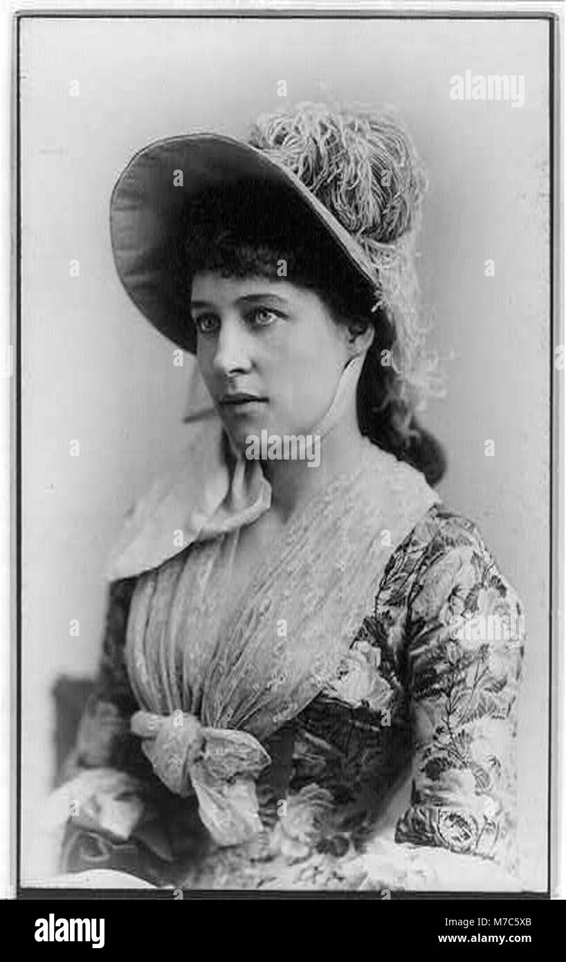 Lillie langtry 1853 1929 Black and White Stock Photos & Images - Alamy